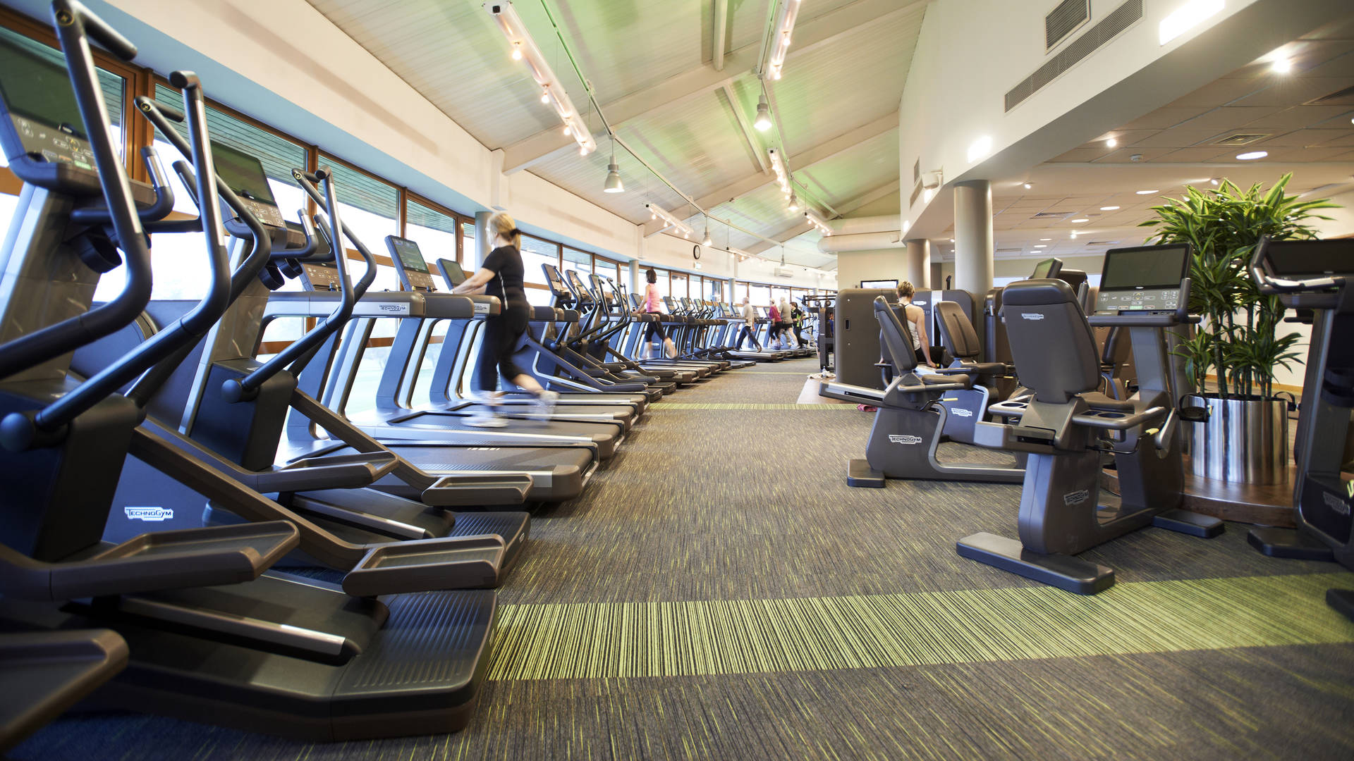 Health and Fitness Facilities, Gym and Swimming Pool | Health Club in ...